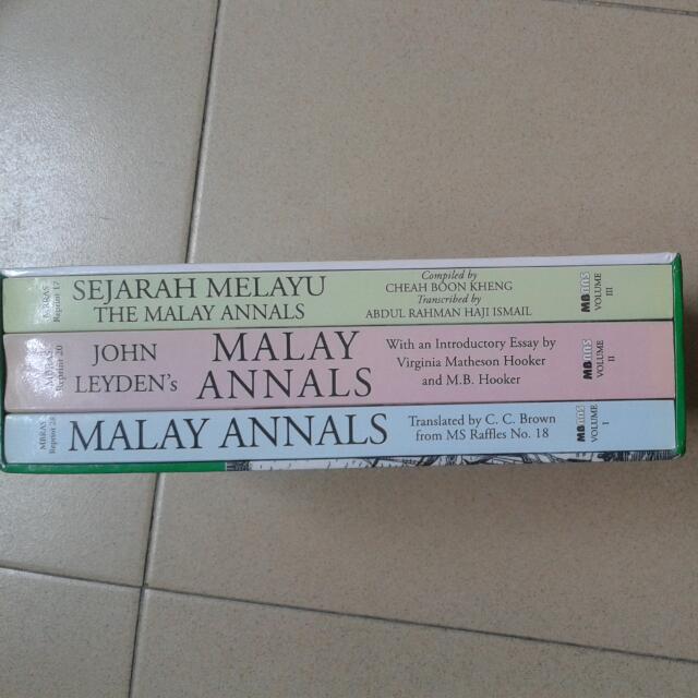 The Malay Annals / Sulalatus Salatin / Sejarah Melayu Set, Books ...