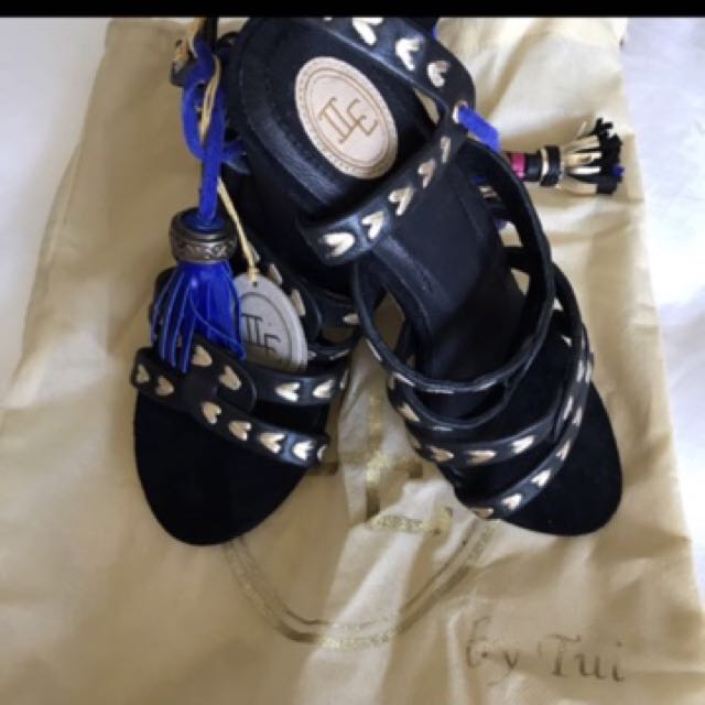 The Tui Collection - Shoes, Women's Fashion, Footwear, Shoe inserts on ...
