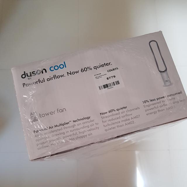 BNIB Dyson AM07 Bladeless Fan Air Multiplier White (Just Bought from ...