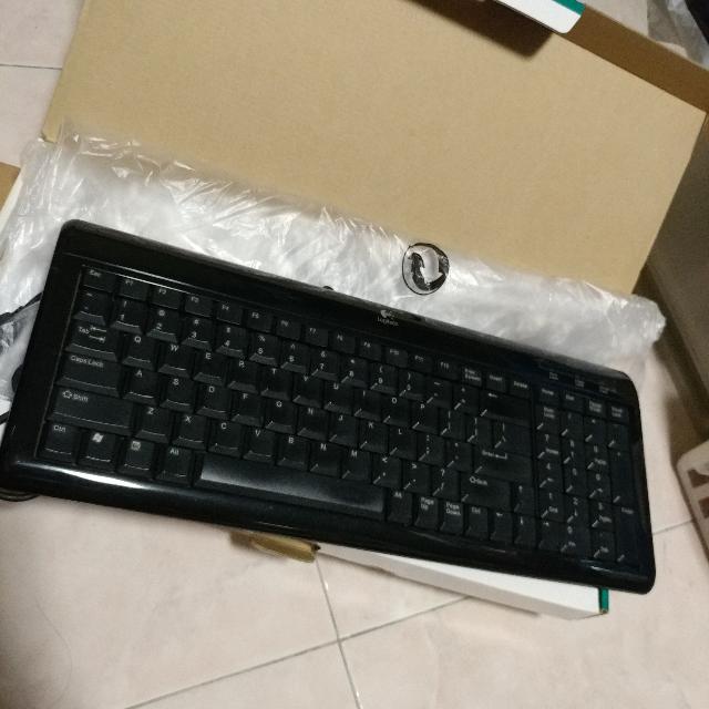 Logitech Ultra Flat Compact Keyboard USB, Computers & Tech, Parts ...