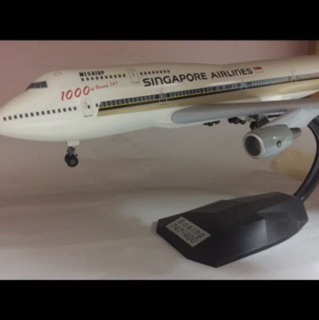 FREE POSTAGE Singapore Airlines 1:100 SIA SQ 1000th Aircraft B747 ...