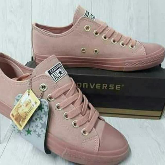 Converse Shoes, Women's Fashion, Footwear, Sneakers on Carousell