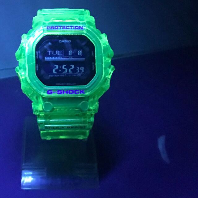 Custom Ice Jelly Band And Bezel [KING], Men's Fashion, Watches on Carousell