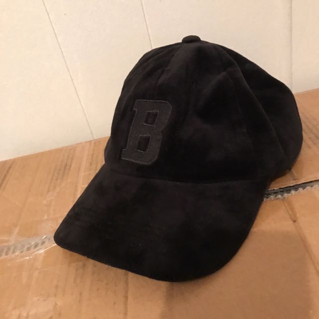 Black Pyramid Hat, Men's Fashion, Accessories on Carousell