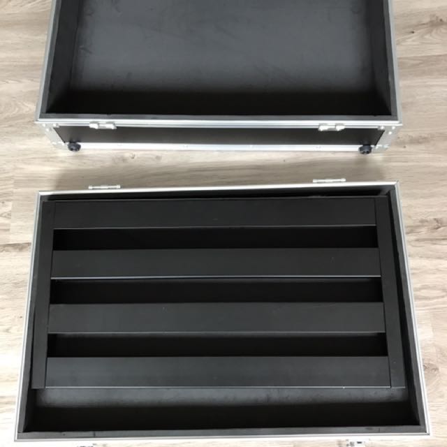 Hard Casing With Pedalboard (Pedaltrain-size), Hobbies & Toys, Music ...
