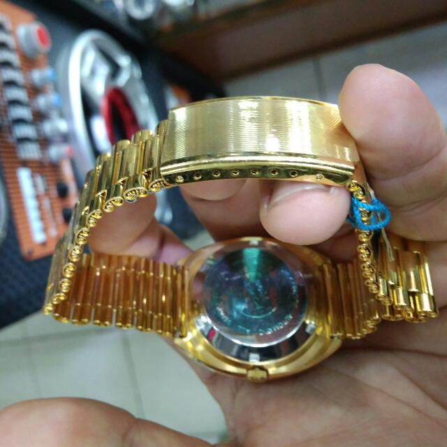 Vintage Pomar Automatic Watch, Men's Fashion, Watches & Accessories ...