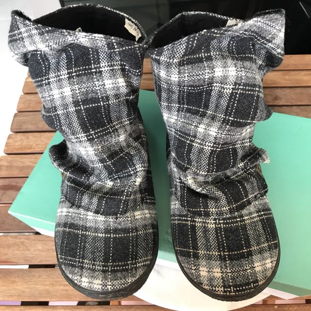 Checkered Boots, Women's Fashion, Footwear, Boots on Carousell