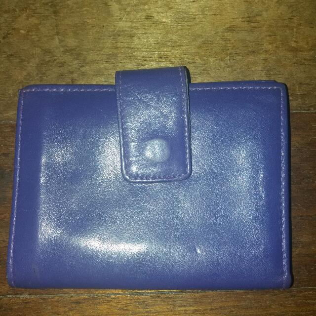 💯Original Vedasto leather trifold wallet, Women's Fashion, Bags ...