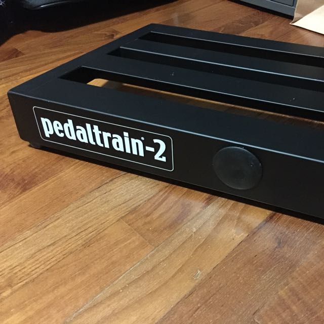 Pedaltrain 2, Hobbies & Toys, Music & Media, Music Accessories on Carousell