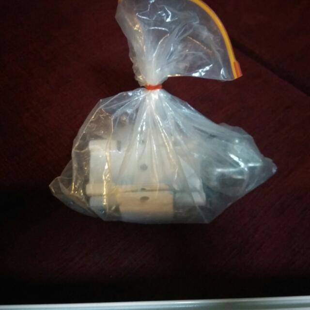 Projector Screen (Remaco Technologies High Definition, Semi-Automatic ...