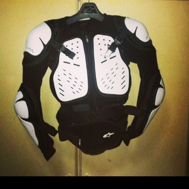 Alpinestars Bionic Jacket Body Armour / Armor, Motorcycles, Motorcycle ...