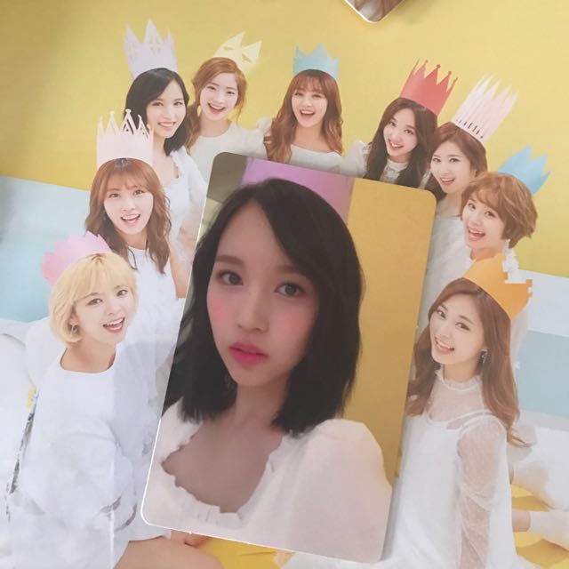 Twice Fan Club Jelly Candy PC Momo, Hobbies & Toys, Memorabilia ...