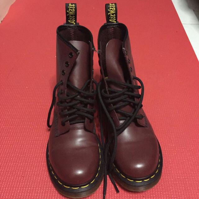 Dr Martens 1460 Cherry Red, Women's Fashion, Footwear, Boots on Carousell