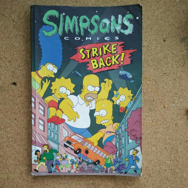 The Simpsons Strikes Back Comic Book, Hobbies & Toys, Books & Magazines ...