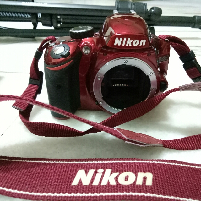nikon d3200 nikkor 35mm 1.8G sigma 18-50mm 2.8 EXD, Photography, Cameras on Carousell