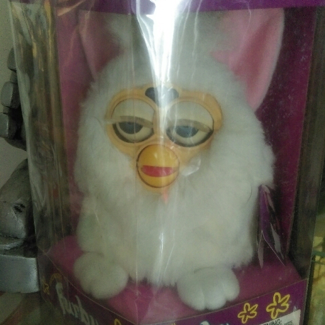 Original Furby, Hobbies & Toys, Toys & Games on Carousell