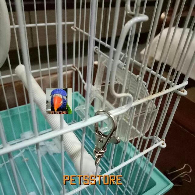 Cage Door Lock, Pet Supplies, Homes & Other Pet Accessories on Carousell