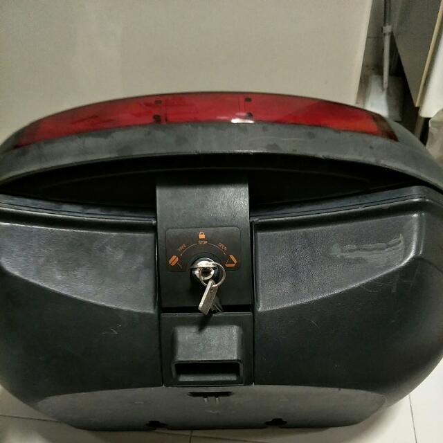 Box W Base Plate "nonFango" Italy Made Can fit 2helmets, Motorcycles ...