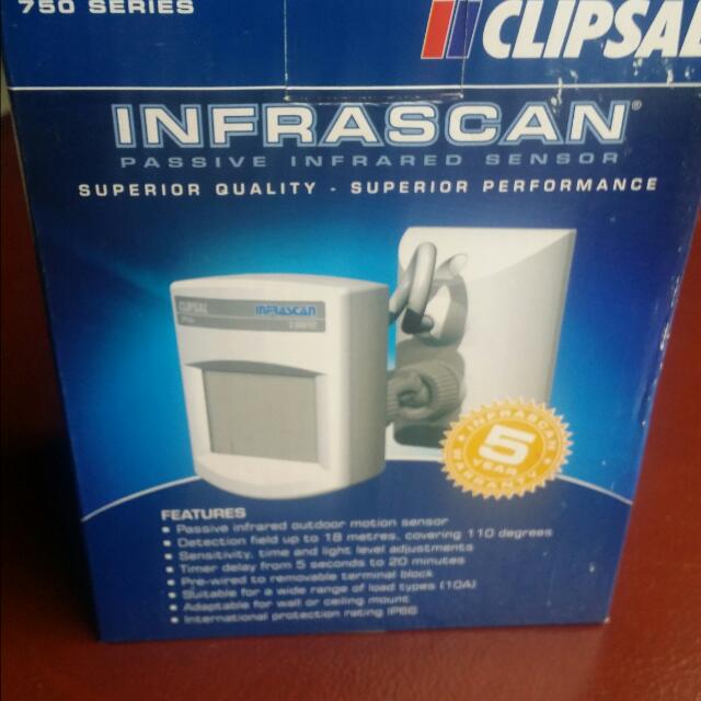 Clipsal Infrascan, TV & Home Appliances, Electrical, Adaptors & Sockets ...