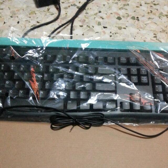 Logitech Plug And Play USB Keyboard, Computers & Tech, Parts ...