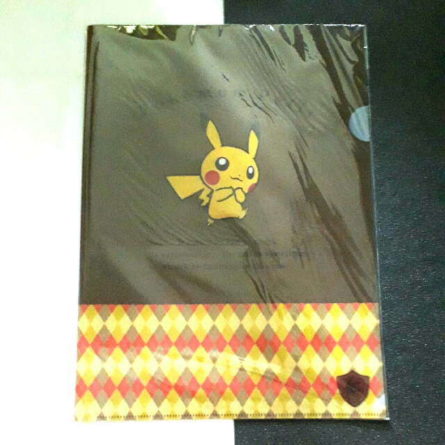 Pikachu Pokemon Petit A4 & A5 Clear File, Hobbies & Toys, Stationery ...