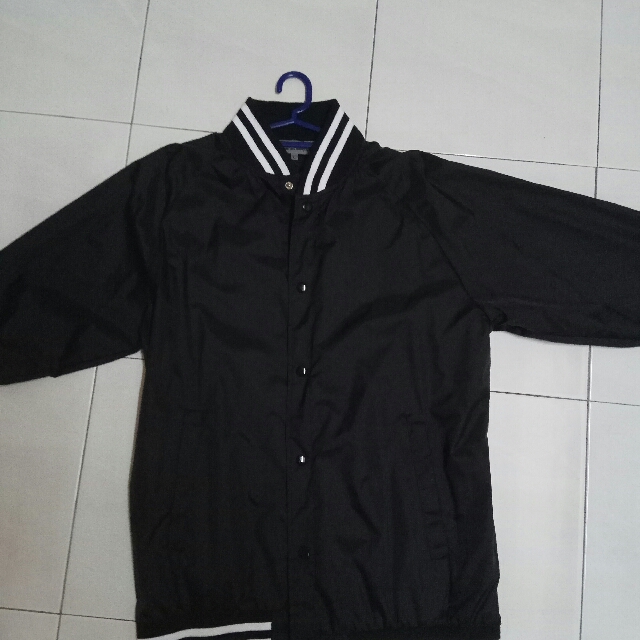 CDG Bomber Jacket, Men's Fashion, Tops & Sets, Hoodies on Carousell