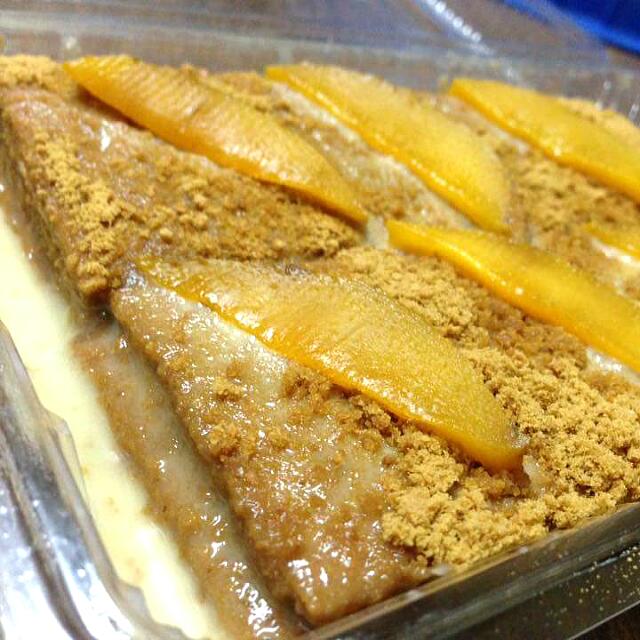 Mango Grahams, Food & Drinks, Packaged & Instant Food on Carousell