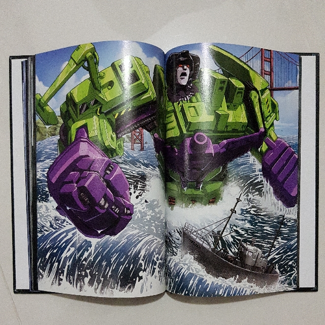 Transformers Generation 1-hardcover, Hobbies & Toys, Memorabilia ...