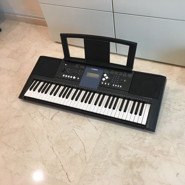 Yamaha PSR-E333, Hobbies & Toys, Music & Media, Musical Instruments on ...