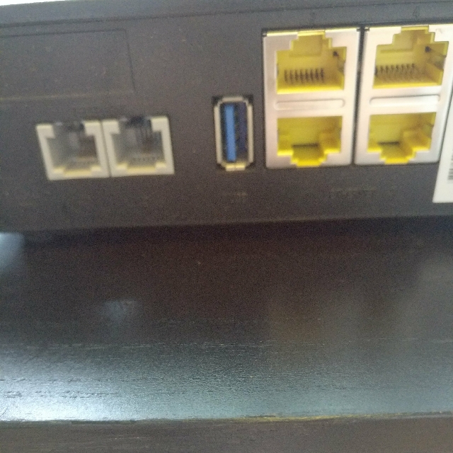 Cisco DPC3925 Cable Modem, Computers & Tech, Parts & Accessories ...