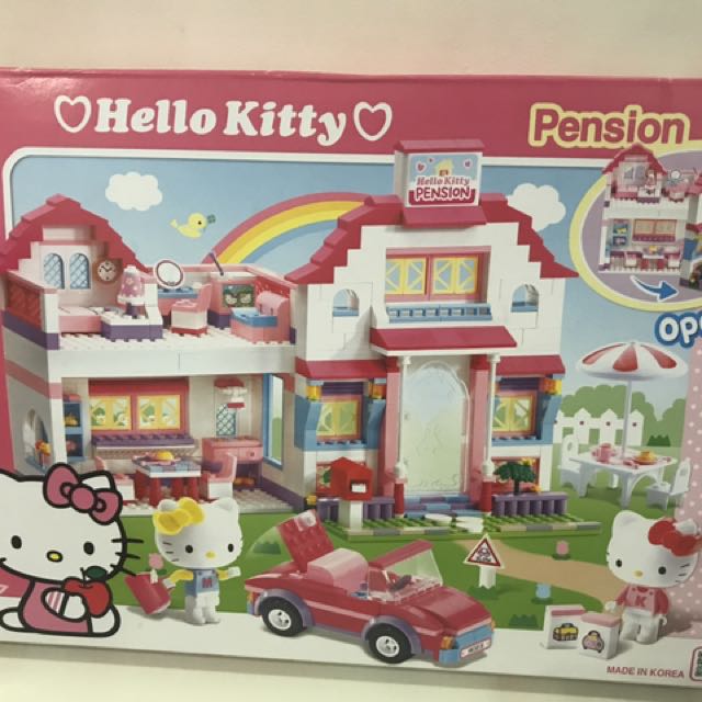 Hello Kitty Building Blocks, Hobbies & Toys, Toys & Games on Carousell