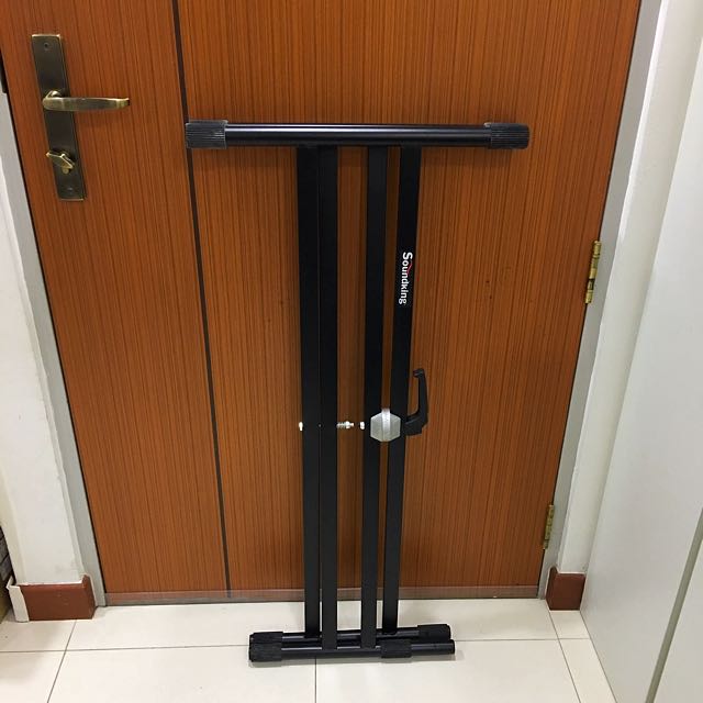 Keyboard stand (Soundking), Hobbies & Toys, Music & Media, Music ...