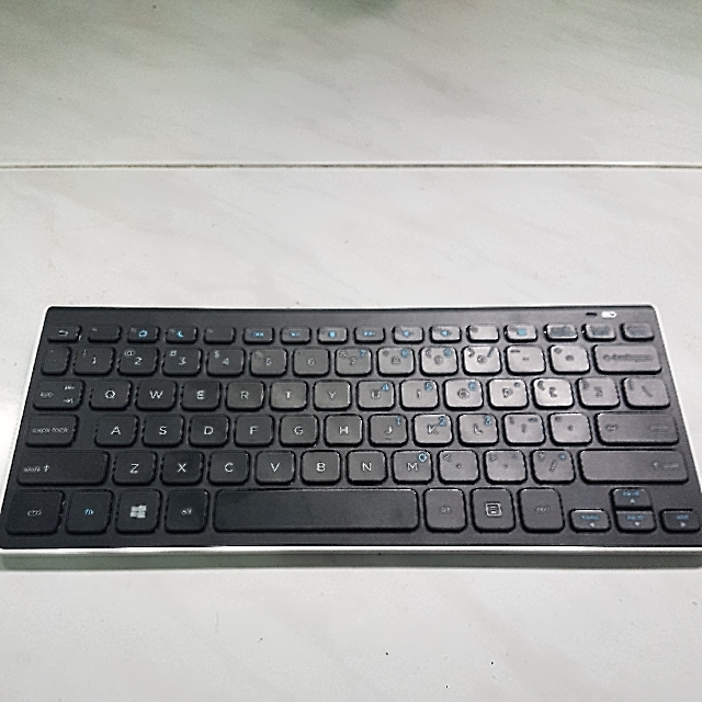 Hewlett Packard (HP) Wireless Keyboard SK-9071, Computers & Tech, Parts ...