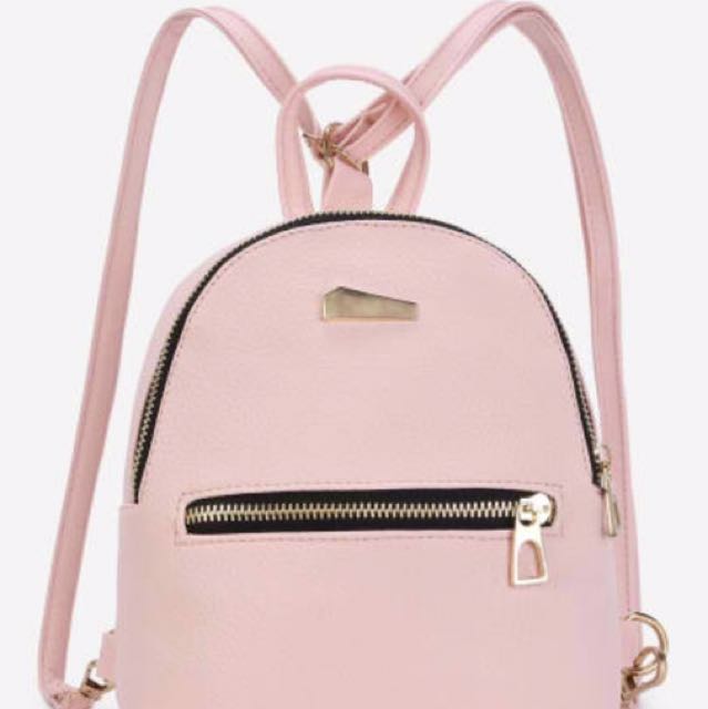 Metal detail front zipper backpack, Women's Fashion, Bags & Wallets ...