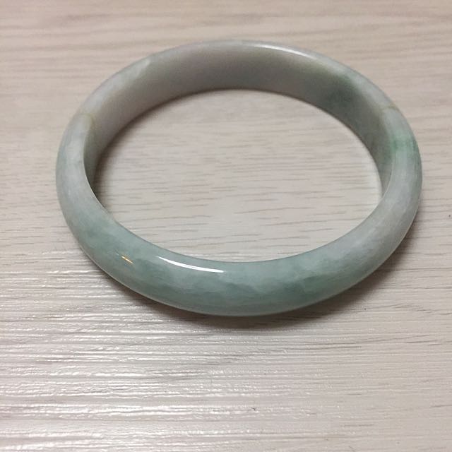 Jade Bangle, Women's Fashion, Jewelry & Organisers, Bracelets on Carousell