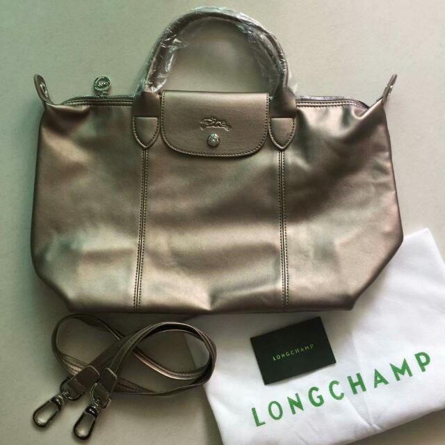 Longchamp Cuir, Women's Fashion, Bags & Wallets, Tote Bags on Carousell