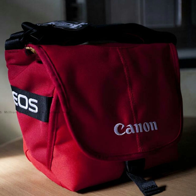 CANON CRUMPLER 5 MILLION DOLLAR BAG, Photography, Photography ...
