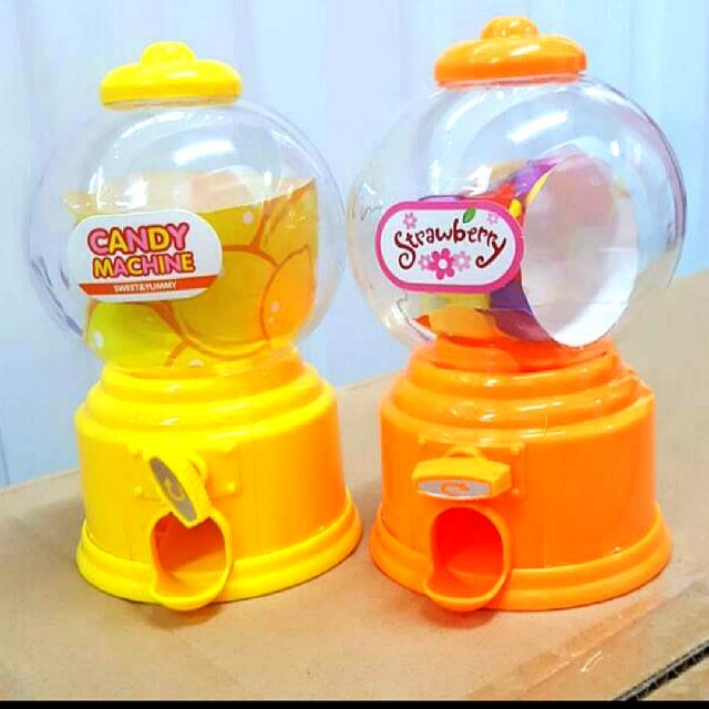 Clearence! Mini Gum Ball Machine, Hobbies & Toys, Toys & Games on Carousell