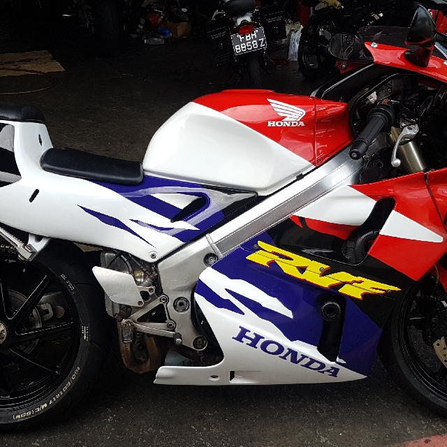 Honda RVF 400, Motorcycles, Motorcycles for Sale, Class 2A on Carousell