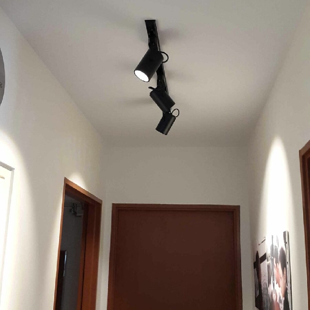 Led ceiling light- 1meter track + 3 Led Spot Light( 7watt), Furniture ...