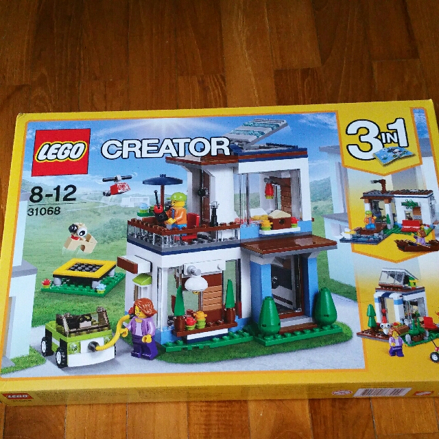 LEGO Creator 31068 Modular Modern Home, Hobbies & Toys, Toys & Games on ...
