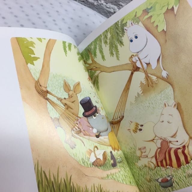 Moomin 姆明畫冊 名倉靖博畫集 Yasuhiro Nakura, 興趣及遊戲, 書本 & 文具, 漫畫 - Carousell