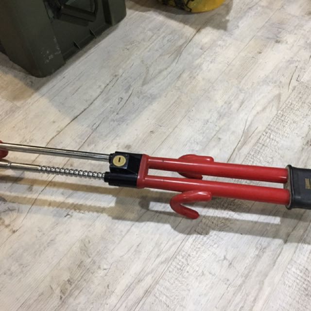 Auto Gear Mr Alligator Steering Lock SL12, Car Accessories on Carousell