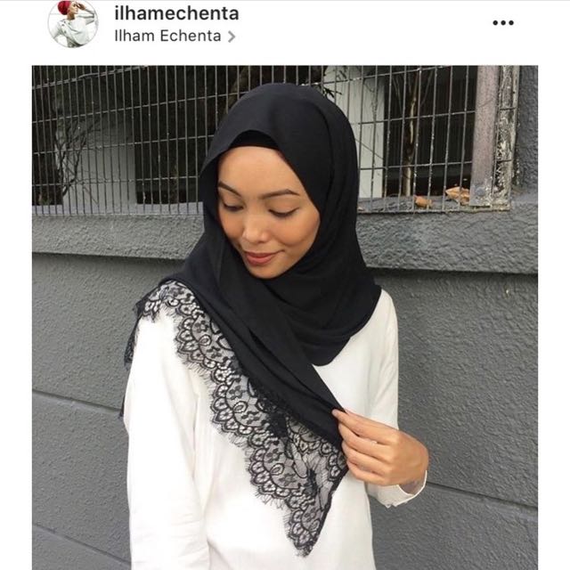 Ilham Echenta Aulia Hijab Lace Edition (Black), Women's Fashion, Muslimah Fashion, Hijabs on ...