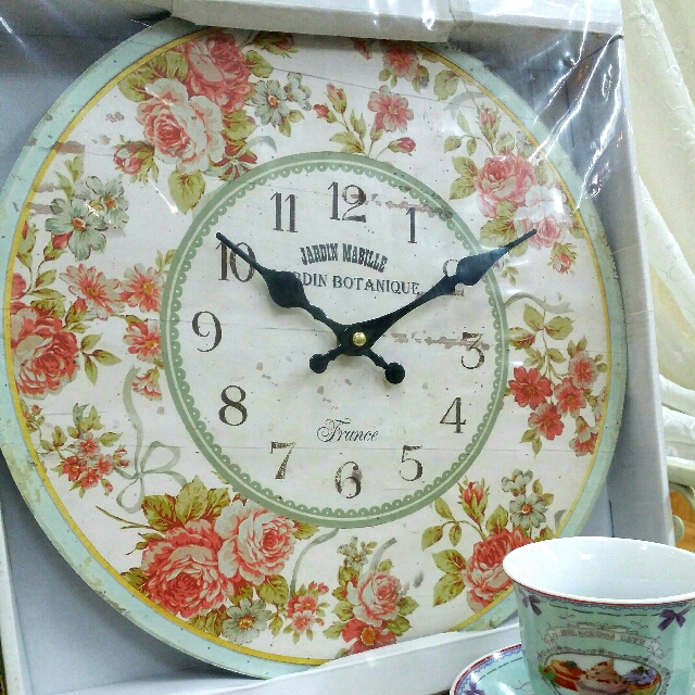 Vintage English Country Rose Wall Clock, Furniture & Home Living, Home ...