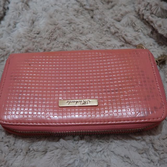 Michaela Pink wallet, Women's Fashion, Bags & Wallets, Wallets & Card ...