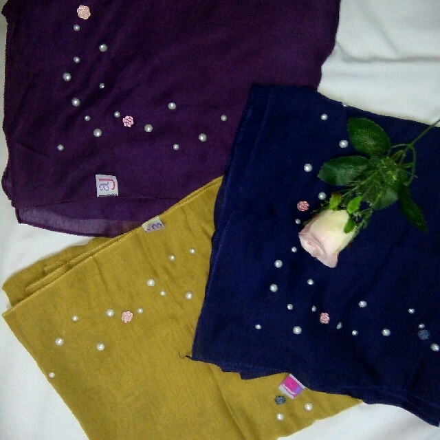 Aidijuma Tudung, Women's Fashion, Muslimah Fashion, Hijabs on Carousell