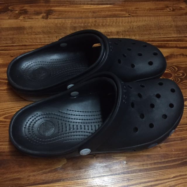 Crocs original, Men's Fashion, Footwear, Slippers & Slides on Carousell