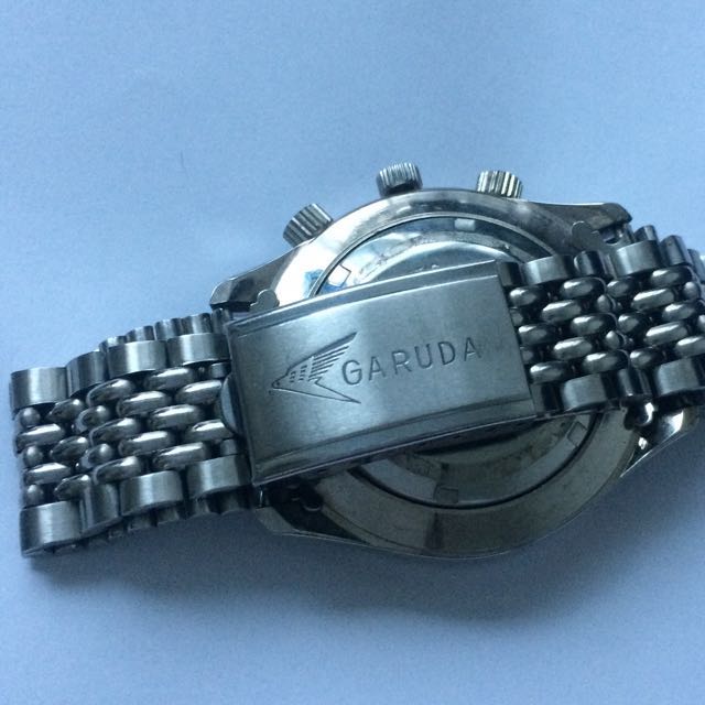 Funky 1970's Garuda Swiss Movement Watch, Men's Fashion, Watches ...