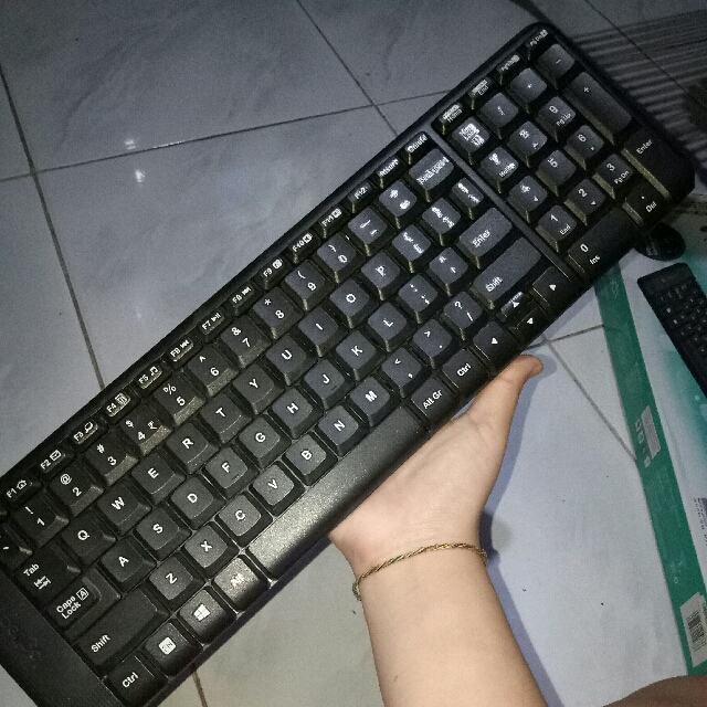 Keyboard Logitech Mk215 Wireless Combo Elektronik Bagian Komputer